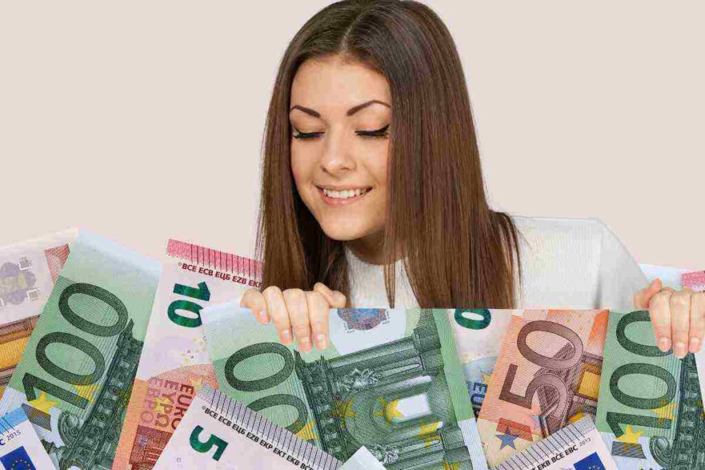 Assegno INPS di 333 euro al mese, ma solo per pochi: controlla se ti ...